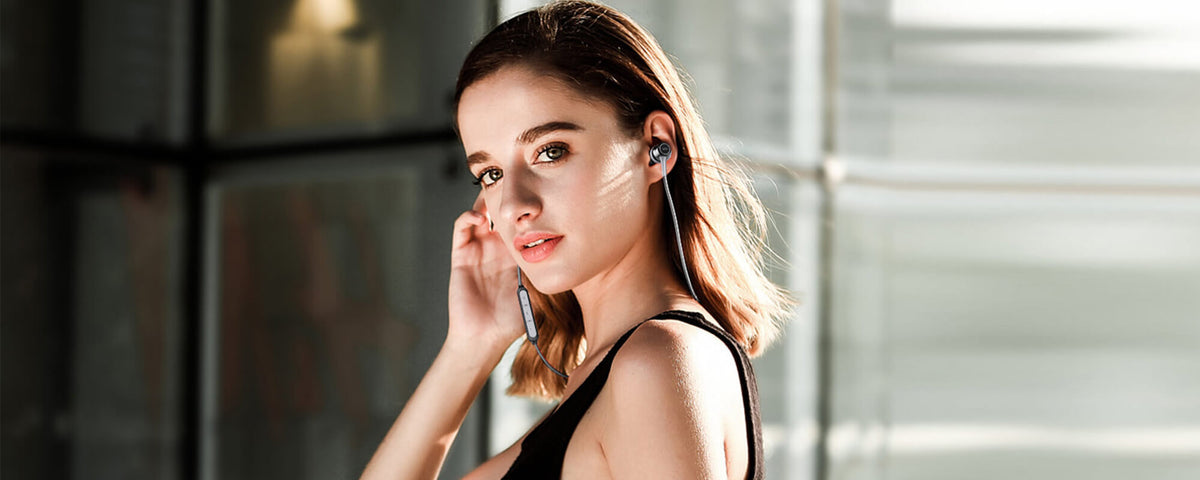 UiiSii Best Wireless In-Ear Sport Earphones Wired Girls Headphones